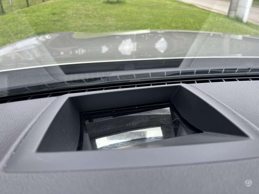 Brūns BMW 750 2011 Viļņa, ar dzinēja tilpumu 4.40 L un nobraukumu 151 tūkst. km par 7999 €, foto 14 vietnē AUTOMOTO.COM.LV