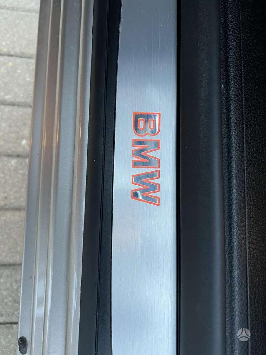 Brūns BMW 750 2011 Viļņa, ar dzinēja tilpumu 4.40 L un nobraukumu 151 tūkst. km par 7999 €, foto 21 vietnē AUTOMOTO.COM.LV