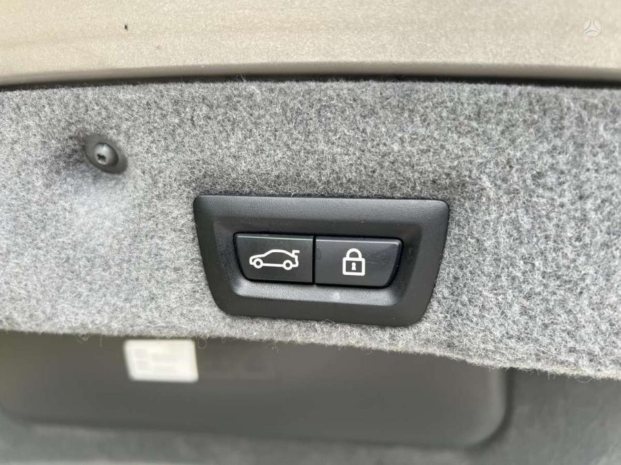 Brūns BMW 750 2011 Viļņa, ar dzinēja tilpumu 4.40 L un nobraukumu 151 tūkst. km par 7999 €, foto 32 vietnē AUTOMOTO.COM.LV
