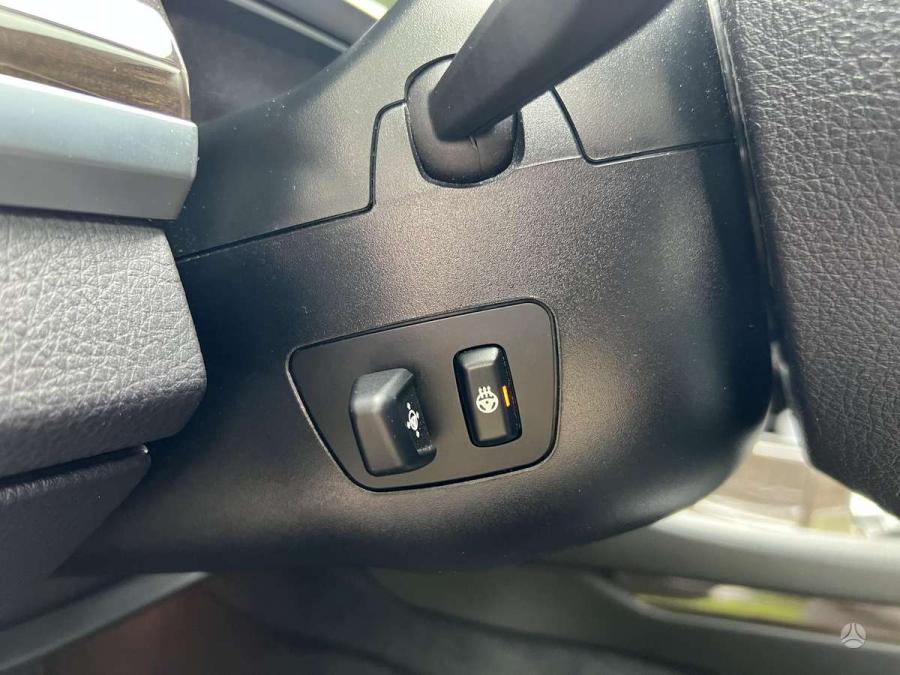 Brūns BMW 750 2011 Viļņa, ar dzinēja tilpumu 4.40 L un nobraukumu 151 tūkst. km par 7999 €, foto 36 vietnē AUTOMOTO.COM.LV