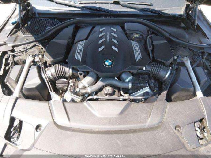 Brūns BMW 750 2020 Viļņa, ar dzinēja tilpumu 4.40 L un nobraukumu 75 tūkst. km par 16999 €, foto 10 vietnē AUTOMOTO.COM.LV
