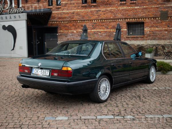 Zaļš BMW 750 1991 Liepāja, ar dzinēja tilpumu 5.00 L un nobraukumu 262 tūkst. km par 9750 €, foto 6 vietnē AUTOMOTO.COM.LV
