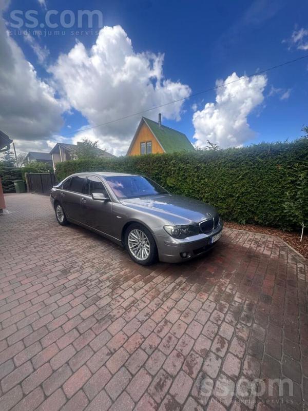 Pelēks BMW 750 2005 Rīga, ar dzinēja tilpumu 4.80 L un nobraukumu 170 tūkst. km par 6500 €, foto 1 vietnē AUTOMOTO.COM.LV