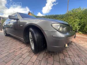 Pelēks BMW 750 2005 Rīga, ar dzinēja tilpumu 4.80 L un nobraukumu 170 tūkst. km par 6500 €, foto 8 vietnē AUTOMOTO.COM.LV