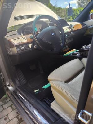 Pelēks BMW 750 2005 Rīga, ar dzinēja tilpumu 4.80 L un nobraukumu 170 tūkst. km par 6500 €, foto 13 vietnē AUTOMOTO.COM.LV