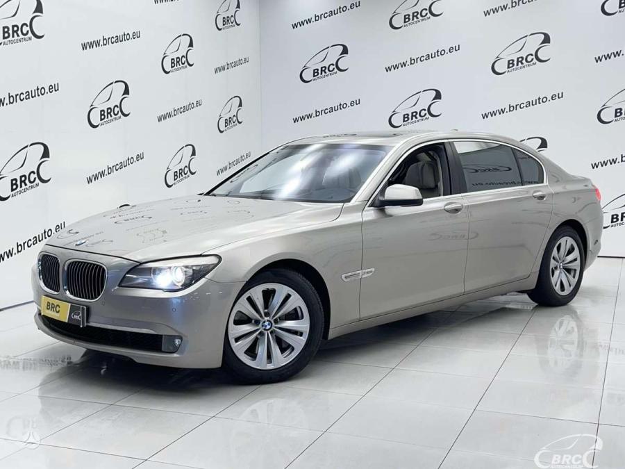 Grey BMW 750 2011 in Vilnius, with an engine capacity of 4.40 L and mileage of 233 thousand km for 9500 €, photo 1 on AUTOMOTO.COM.LV