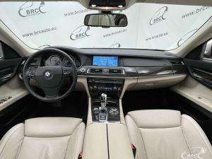 Grey BMW 750 2011 in Vilnius, with an engine capacity of 4.40 L and mileage of 233 thousand km for 9500 €, photo 4 on AUTOMOTO.COM.LV