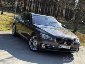 Pelēks BMW 750 2012 Jūrmala, ar dzinēja tilpumu 3.00 L un nobraukumu 0 tūkst. km par 15950 €, foto 3 vietnē AUTOMOTO.COM.LV