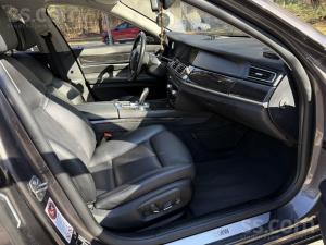 Pelēks BMW 750 2012 Jūrmala, ar dzinēja tilpumu 3.00 L un nobraukumu 0 tūkst. km par 15950 €, foto 18 vietnē AUTOMOTO.COM.LV