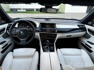 Grey BMW 750 2012 in Riga, with an engine capacity of 3.00 L and mileage of 214 thousand km for 17850 €, photo 11 on AUTOMOTO.COM.LV