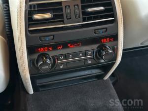 Grey BMW 750 2012 in Riga, with an engine capacity of 3.00 L and mileage of 214 thousand km for 17850 €, photo 20 on AUTOMOTO.COM.LV