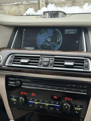 Grey BMW 750 2013 in Klaipeda, with an engine capacity of 4.40 L and mileage of 181 thousand km for 8700 €, photo 6 on AUTOMOTO.COM.LV