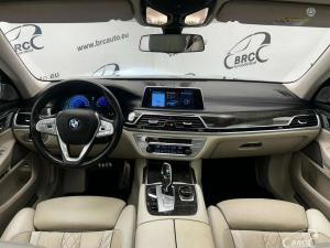 Grey BMW 750 2015 in Vilnius, with an engine capacity of 4.40 L and mileage of 169 thousand km for 16900 €, photo 5 on AUTOMOTO.COM.LV