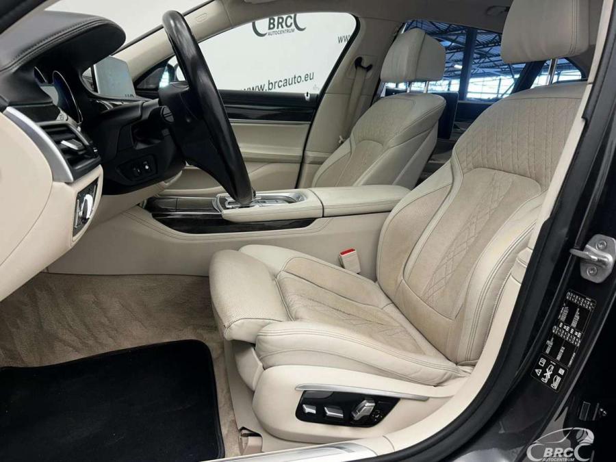 Grey BMW 750 2015 in Vilnius, with an engine capacity of 4.40 L and mileage of 169 thousand km for 16900 €, photo 6 on AUTOMOTO.COM.LV