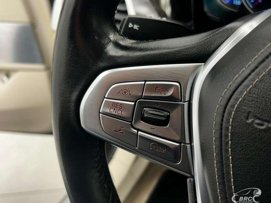 Grey BMW 750 2015 in Vilnius, with an engine capacity of 4.40 L and mileage of 169 thousand km for 16900 €, photo 20 on AUTOMOTO.COM.LV