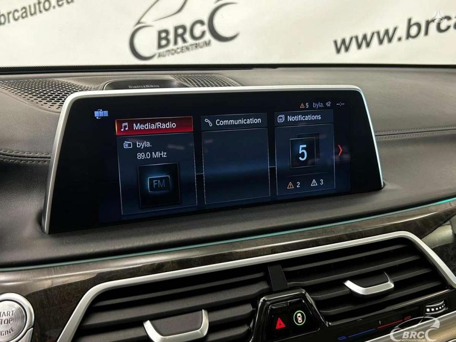 Grey BMW 750 2015 in Vilnius, with an engine capacity of 4.40 L and mileage of 169 thousand km for 16900 €, photo 32 on AUTOMOTO.COM.LV
