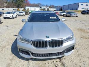 Pelēks BMW 750 2016 Klaipėda, ar dzinēja tilpumu 4.40 L un nobraukumu 160 tūkst. km par 11500 €, foto 7 vietnē AUTOMOTO.COM.LV