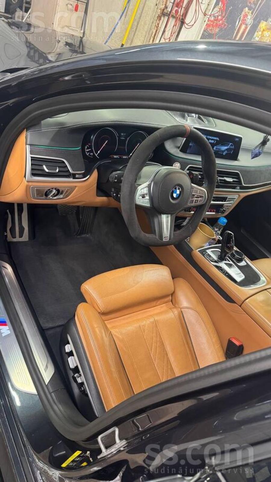 Серый БМВ 750 2016 в Клайпеда, объемом двигателя 4.40 л и пробегом 101 тыс. км за 38500 €, фото 9 на AUTOMOTO.COM.LV