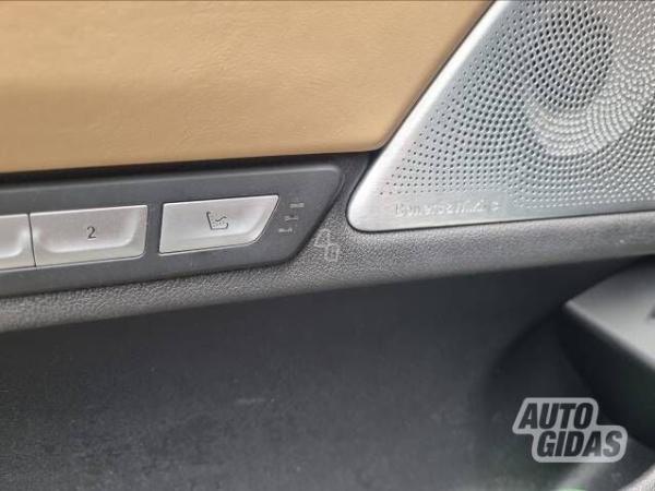 Pelēks BMW 750 2016 Kauņa, ar dzinēja tilpumu 4.40 L un nobraukumu 203 tūkst. km par 11999 €, foto 5 vietnē AUTOMOTO.COM.LV