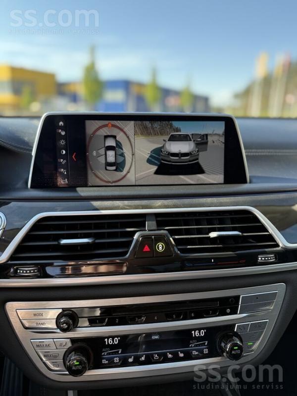 Grey BMW 750 2018 in Riga, with an engine capacity of 4.40 L and mileage of 128 thousand km for 30000 €, photo 7 on AUTOMOTO.COM.LV