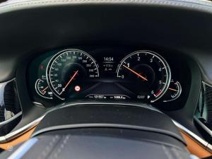 Grey BMW 750 2018 in Vilnius, with an engine capacity of 3.00 L and mileage of 132 thousand km for 28850 €, photo 16 on AUTOMOTO.COM.LV
