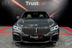 Grey BMW 750 2020 in Tallinn, with an engine capacity of 4.40 L and mileage of 193 thousand km for 41000 €, photo 5 on AUTOMOTO.COM.LV