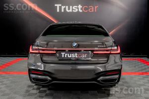 Grey BMW 750 2020 in Tallinn, with an engine capacity of 4.40 L and mileage of 193 thousand km for 41000 €, photo 12 on AUTOMOTO.COM.LV