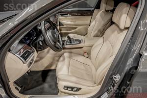 Grey BMW 750 2020 in Tallinn, with an engine capacity of 4.40 L and mileage of 193 thousand km for 41000 €, photo 14 on AUTOMOTO.COM.LV