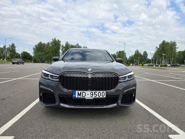 Серый БМВ 750 2020 в Резекне, объемом двигателя 4.40 л и пробегом 91 тыс. км за 46999 €, фото 2 на AUTOMOTO.COM.LV