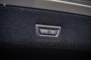 Pelēks BMW 750 2024 Marijampole, ar dzinēja tilpumu 3.00 L un nobraukumu 79 tūkst. km par 82950 €, foto 13 vietnē AUTOMOTO.COM.LV