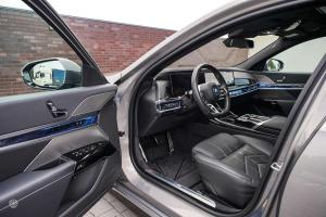 Pelēks BMW 750 2024 Marijampole, ar dzinēja tilpumu 3.00 L un nobraukumu 79 tūkst. km par 82950 €, foto 27 vietnē AUTOMOTO.COM.LV