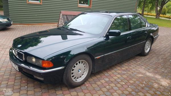 BMW 750 1995 Varėna, ar dzinēja tilpumu 5.40 L un nobraukumu 403 tūkst. km par 11750 €, foto 4 vietnē AUTOMOTO.COM.LV
