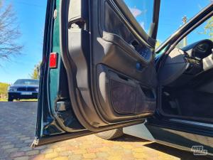 BMW 750 1995 Varėna, ar dzinēja tilpumu 5.40 L un nobraukumu 403 tūkst. km par 11750 €, foto 23 vietnē AUTOMOTO.COM.LV