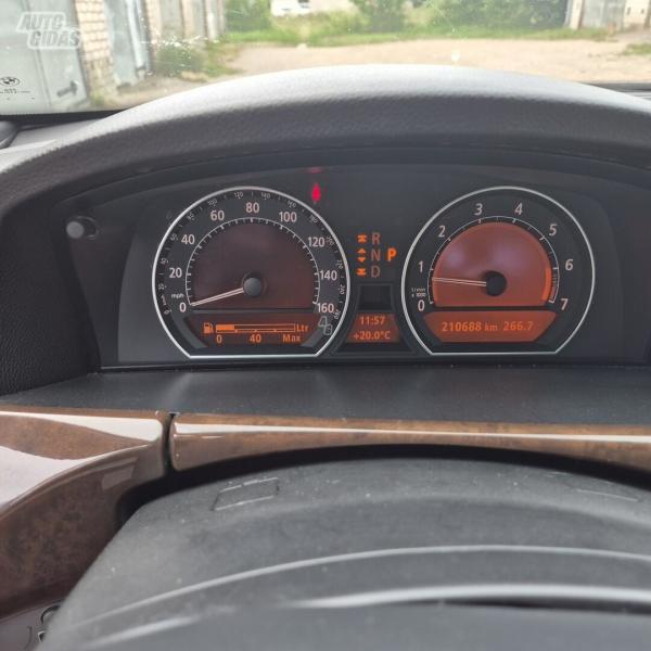 BMW 750 2006 Plungė, ar dzinēja tilpumu 4.80 L un nobraukumu 211 tūkst. km par 3800 €, foto 10 vietnē AUTOMOTO.COM.LV