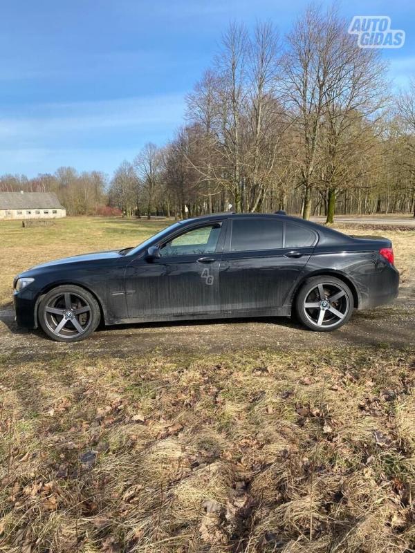 BMW 750 2009 Tauragė, ar dzinēja tilpumu 4.40 L un nobraukumu 293 tūkst. km par 4000 €, foto 3 vietnē AUTOMOTO.COM.LV