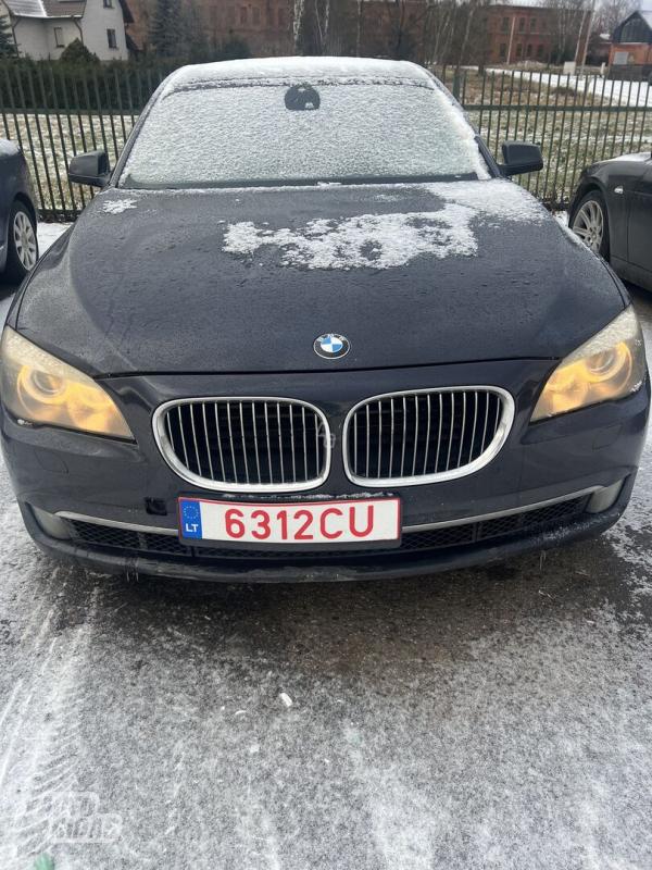BMW 750 2012 in Kaunas, with an engine capacity of 4.40 L and mileage of 130 thousand km for 9250 €, photo 2 on AUTOMOTO.COM.LV