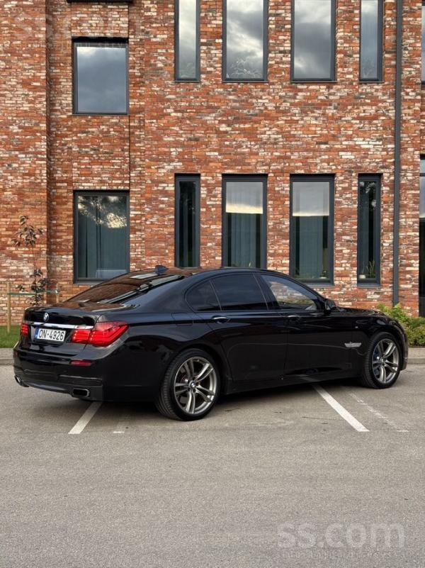 BMW 750 2015 Rīga, ar dzinēja tilpumu 3.00 L un nobraukumu 201 tūkst. km par 15600 €, foto 2 vietnē AUTOMOTO.COM.LV
