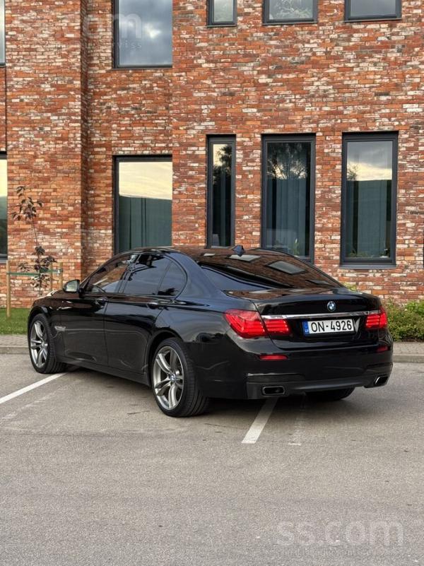 BMW 750 2015 Rīga, ar dzinēja tilpumu 3.00 L un nobraukumu 201 tūkst. km par 15600 €, foto 3 vietnē AUTOMOTO.COM.LV