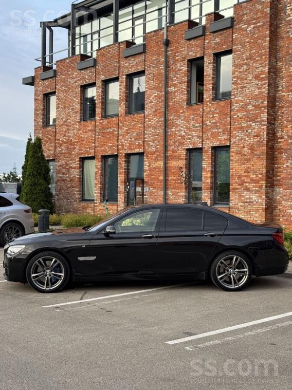 BMW 750 2015 Rīga, ar dzinēja tilpumu 3.00 L un nobraukumu 201 tūkst. km par 15600 €, foto 6 vietnē AUTOMOTO.COM.LV