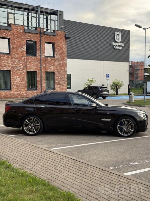 BMW 750 2015 Rīga, ar dzinēja tilpumu 3.00 L un nobraukumu 201 tūkst. km par 15600 €, foto 7 vietnē AUTOMOTO.COM.LV