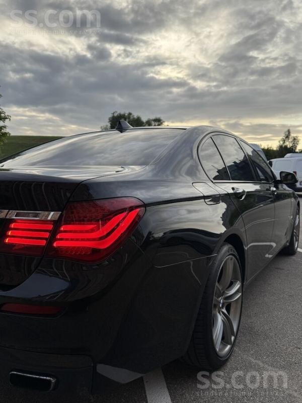 BMW 750 2015 Rīga, ar dzinēja tilpumu 3.00 L un nobraukumu 201 tūkst. km par 15600 €, foto 9 vietnē AUTOMOTO.COM.LV