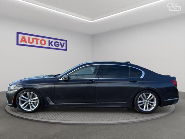 BMW 750 2016 in Kaunas, with an engine capacity of 4.40 L and mileage of 155 thousand km for 22499 €, photo 2 on AUTOMOTO.COM.LV
