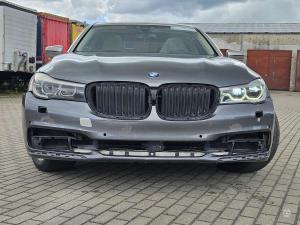 BMW 750 2016 Šilutė, ar dzinēja tilpumu 4.40 L un nobraukumu 126 tūkst. km par 12500 €, foto 3 vietnē AUTOMOTO.COM.LV