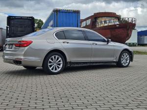 BMW 750 2016 Šilutė, ar dzinēja tilpumu 4.40 L un nobraukumu 126 tūkst. km par 12500 €, foto 4 vietnē AUTOMOTO.COM.LV