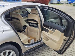 BMW 750 2016 Šilutė, ar dzinēja tilpumu 4.40 L un nobraukumu 126 tūkst. km par 12500 €, foto 7 vietnē AUTOMOTO.COM.LV
