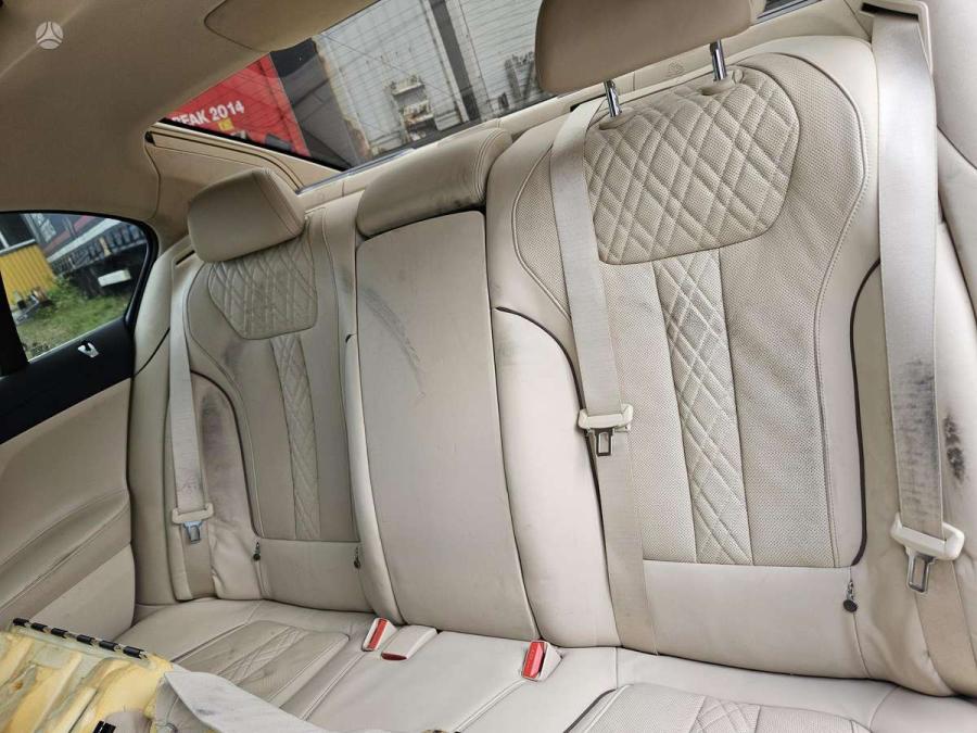 BMW 750 2016 Šilutė, ar dzinēja tilpumu 4.40 L un nobraukumu 126 tūkst. km par 12500 €, foto 11 vietnē AUTOMOTO.COM.LV