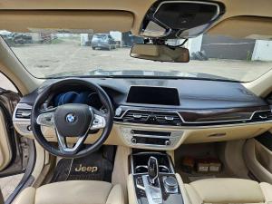 BMW 750 2016 Šilutė, ar dzinēja tilpumu 4.40 L un nobraukumu 126 tūkst. km par 12500 €, foto 19 vietnē AUTOMOTO.COM.LV