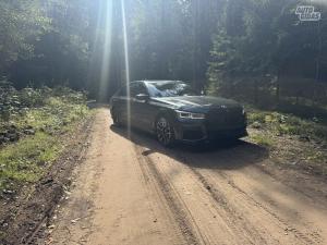 BMW 750 2017 Panevēža, ar dzinēja tilpumu 4.40 L un nobraukumu 166 tūkst. km par 28000 €, foto  vietnē AUTOMOTO.COM.LV
