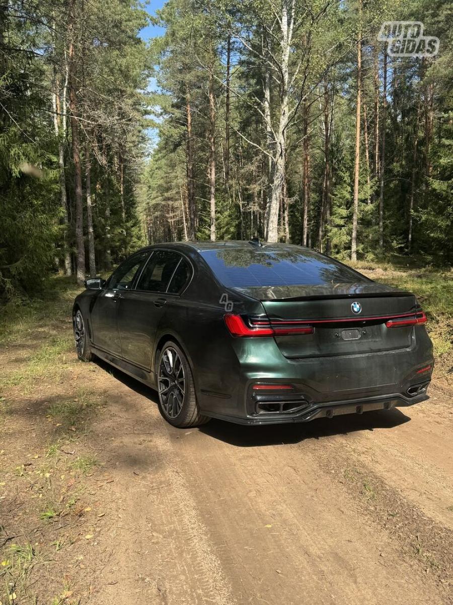 BMW 750 2017 Panevēža, ar dzinēja tilpumu 4.40 L un nobraukumu 166 tūkst. km par 28000 €, foto 4 vietnē AUTOMOTO.COM.LV
