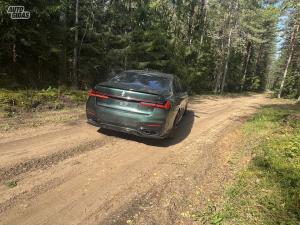 BMW 750 2017 Panevēža, ar dzinēja tilpumu 4.40 L un nobraukumu 166 tūkst. km par 28000 €, foto 5 vietnē AUTOMOTO.COM.LV